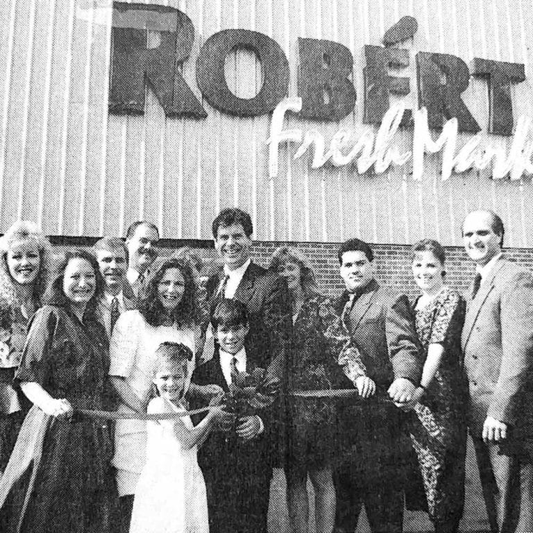 About Us | Robért Fresh Market